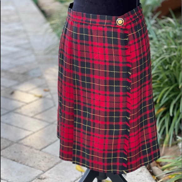 JH Collectibles | Skirts | Vintage Scottish Skirt | Poshmark
